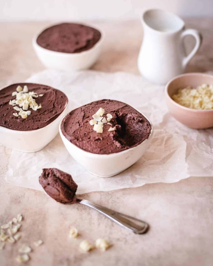 5 Ingredient Dark Chocolate Mousse (with cocoa powder) - Kickassbaker