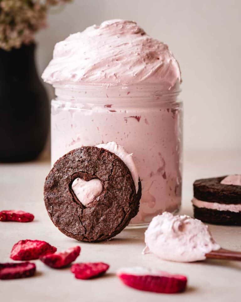 Strawberry Marsmallow Fluff Recipe - Kickass Baker