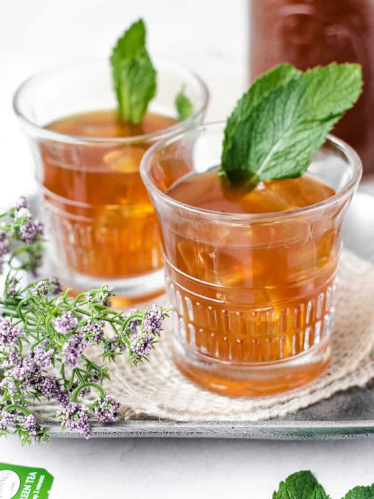 How to Make Mint Tea (with tea bags, iced) - Kickass Baker