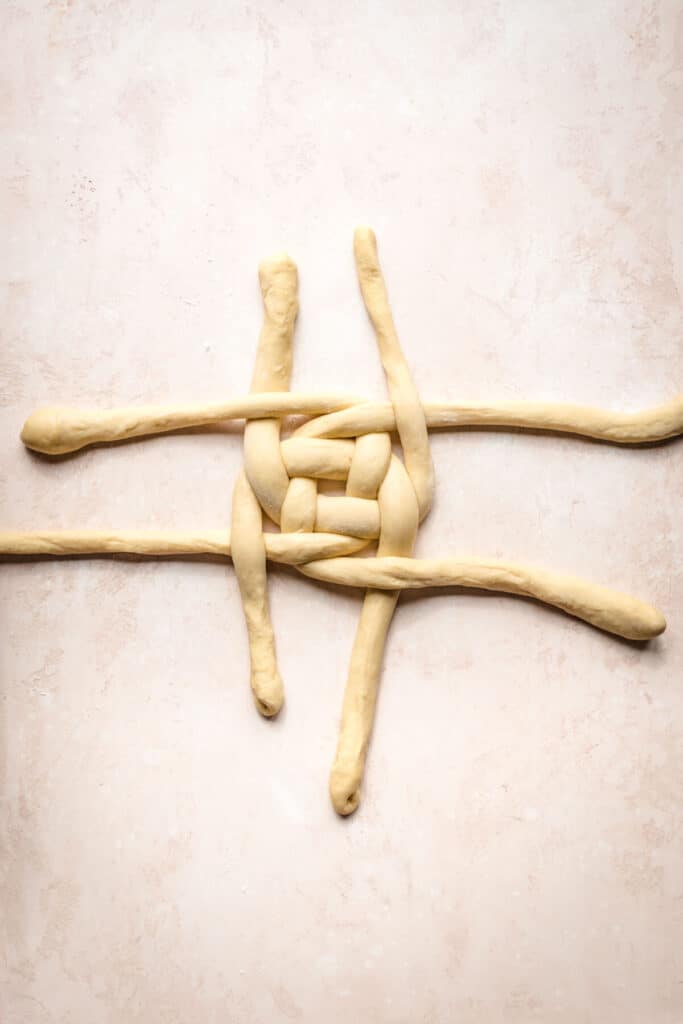 Round Challah Recipe - Kickass Baker