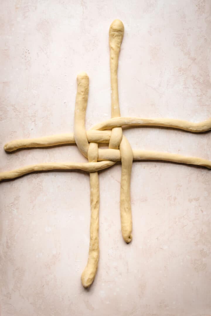 Round Challah Recipe - Kickass Baker