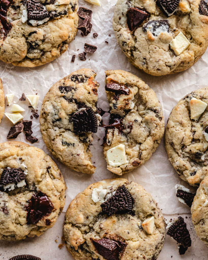 Ultimate Chewy Oreo Cookies & Cream Cookie recipe (no chill) - Kickass ...